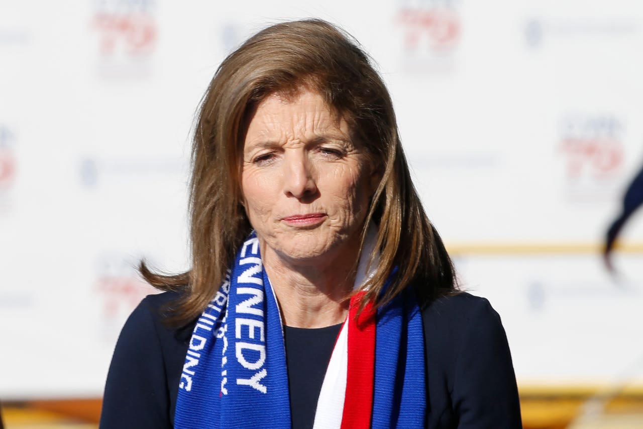 Caroline Kennedy warns senators that cousin Robert F Kennedy Jr is a ...