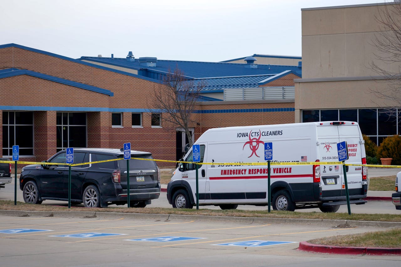 School principal shot by gunman ‘risked himself to protect pupils’ | LBC