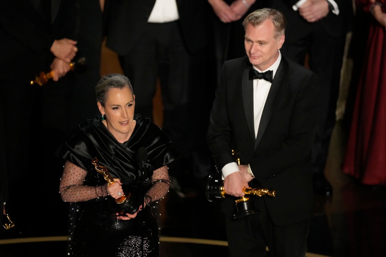 Christopher Nolan wins his first directing Oscar