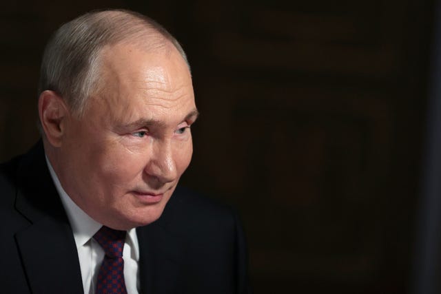 Russians Head To Polls In Vote Set To Extend Putins Rule Diss Mercury