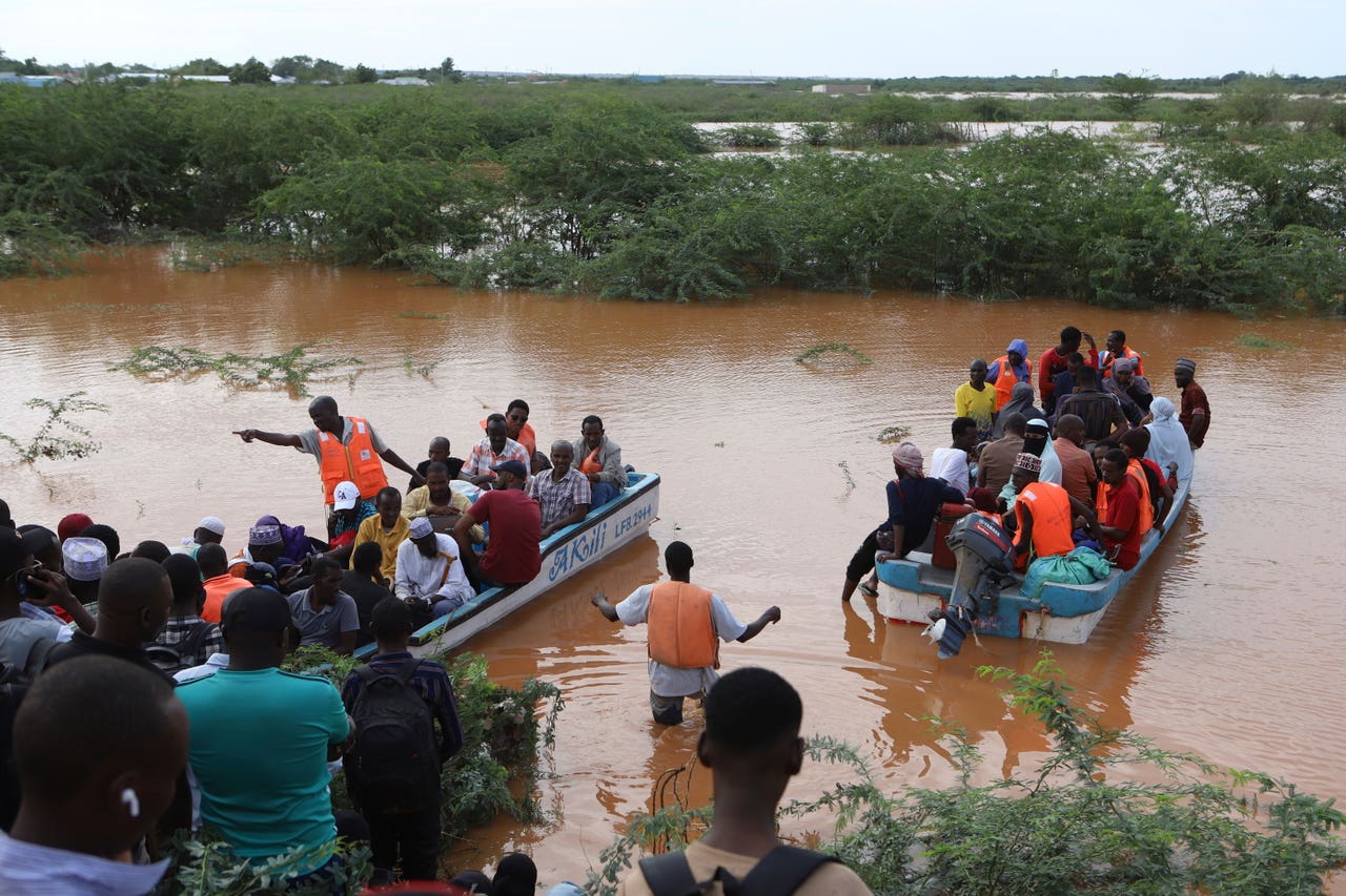 Dam collapse in Kenya kills 40, officials say