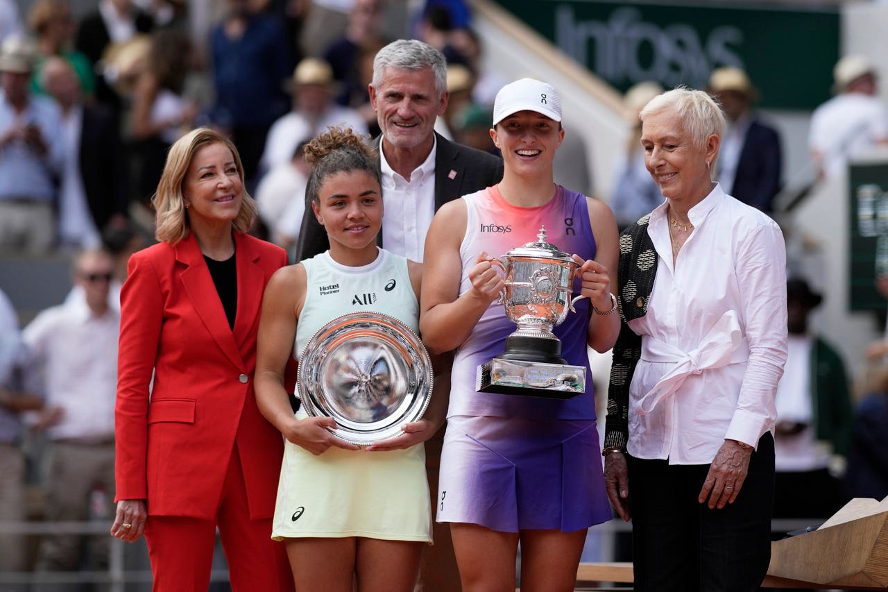 French Open day 14: Iga Swiatek completes Roland Garros ‘three-peat ...