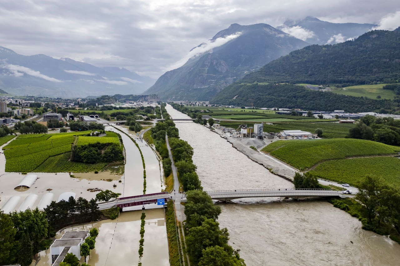 At least 4 dead as storms in Switzerland and Italy cause flooding and ...