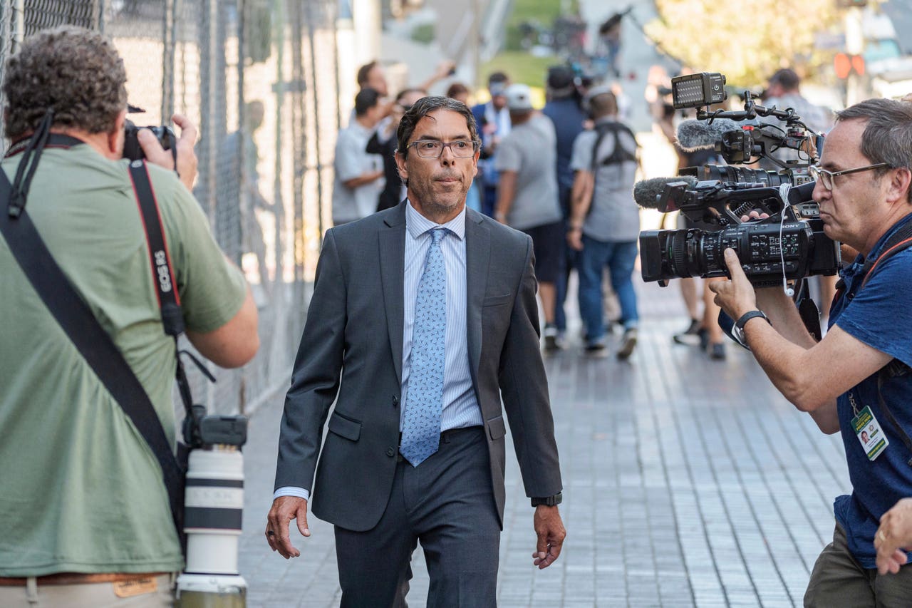 Doctor who helped sell ketamine to Matthew Perry avoids prison time ...