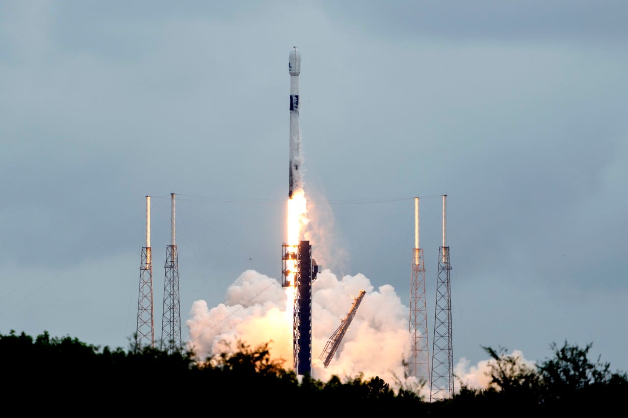 Spacecraft blasts off to investigate scene of defensive cosmic crash ...