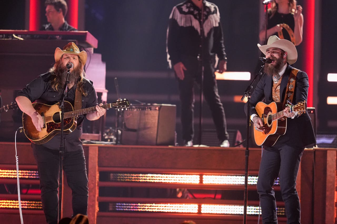 Chris Stapleton dominates at Country Music Association awards | Largs ...