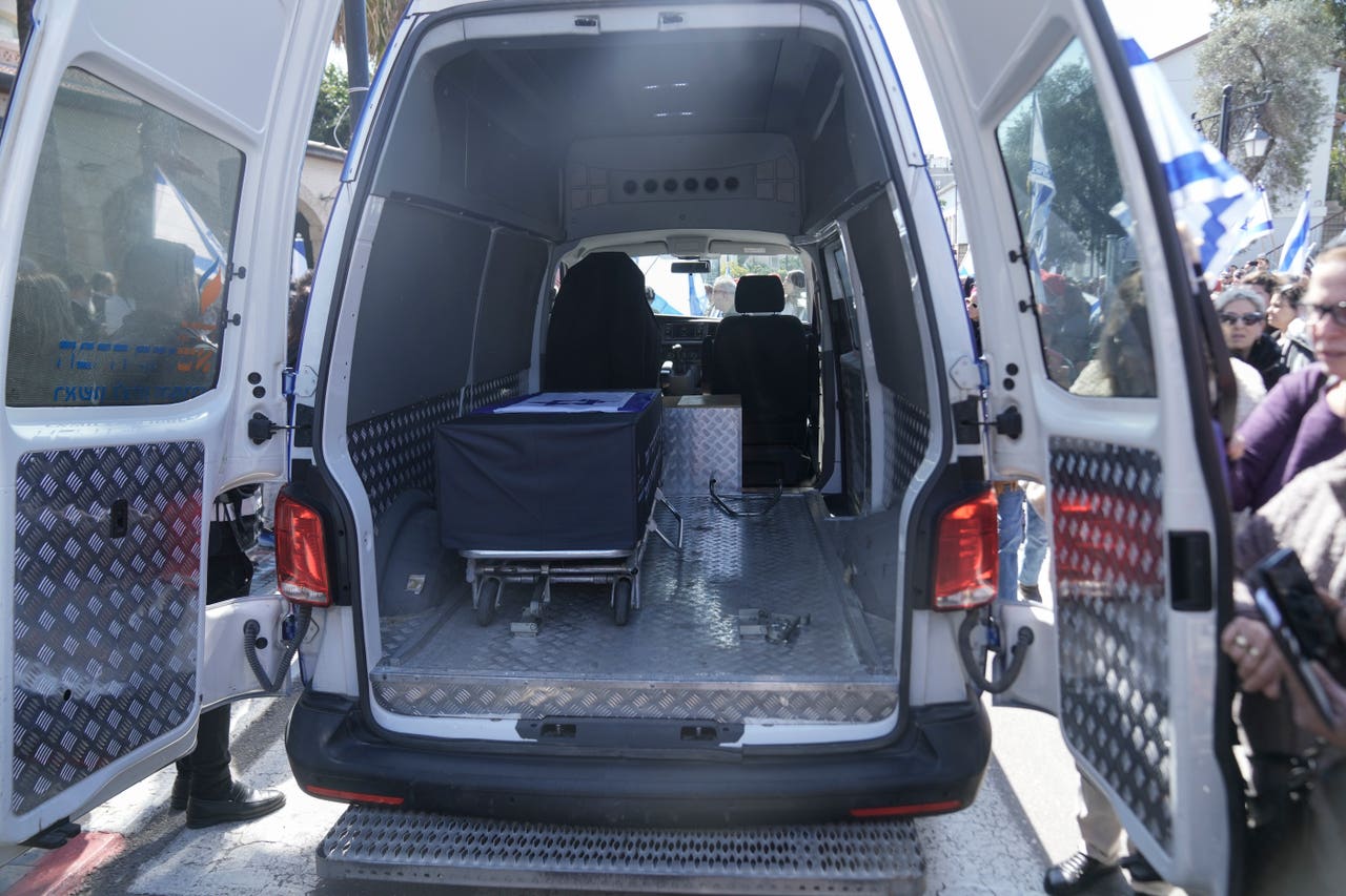 Hundreds attend funeral of UK-linked hostage Oded Lifshitz, 84 ...