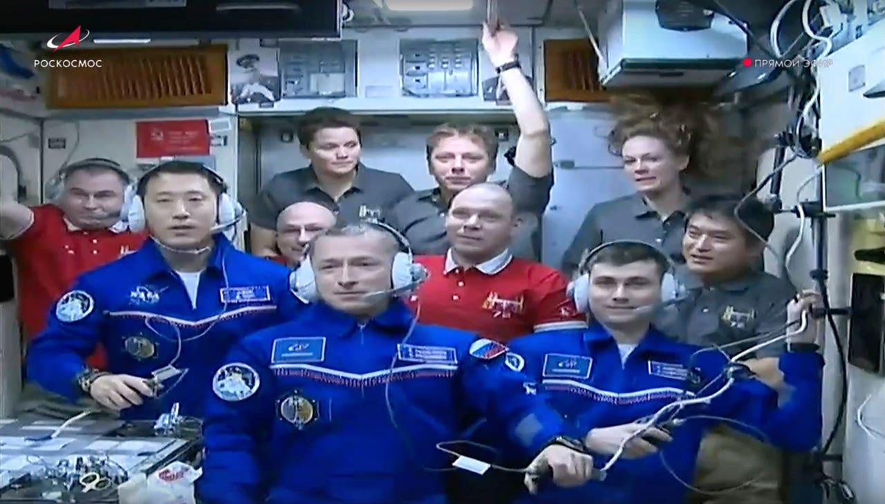 US and Russian space crew arrive at International Space Station | Gazette