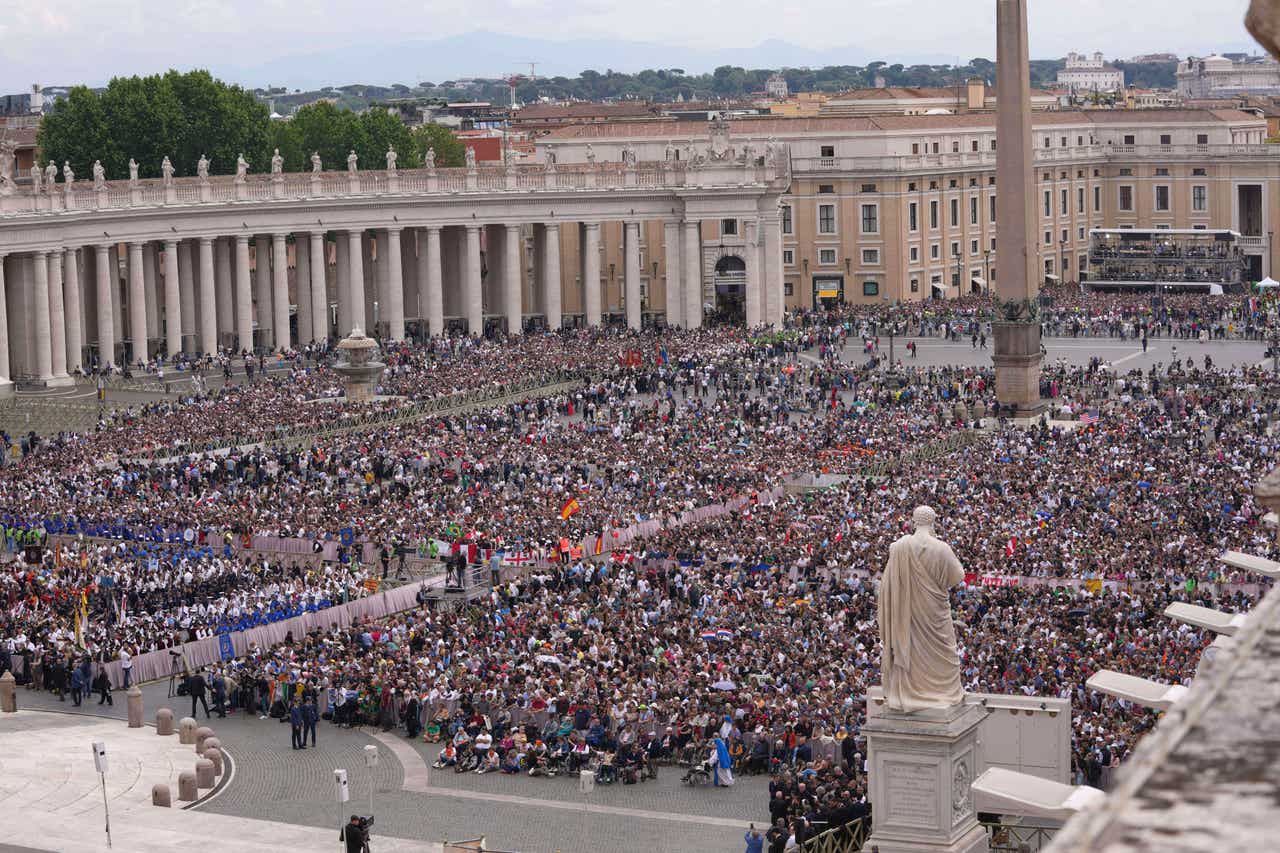 Pope Leo calls for peace in Ukraine and Gaza in first Sunday blessing | Burnham and Highbridge ...