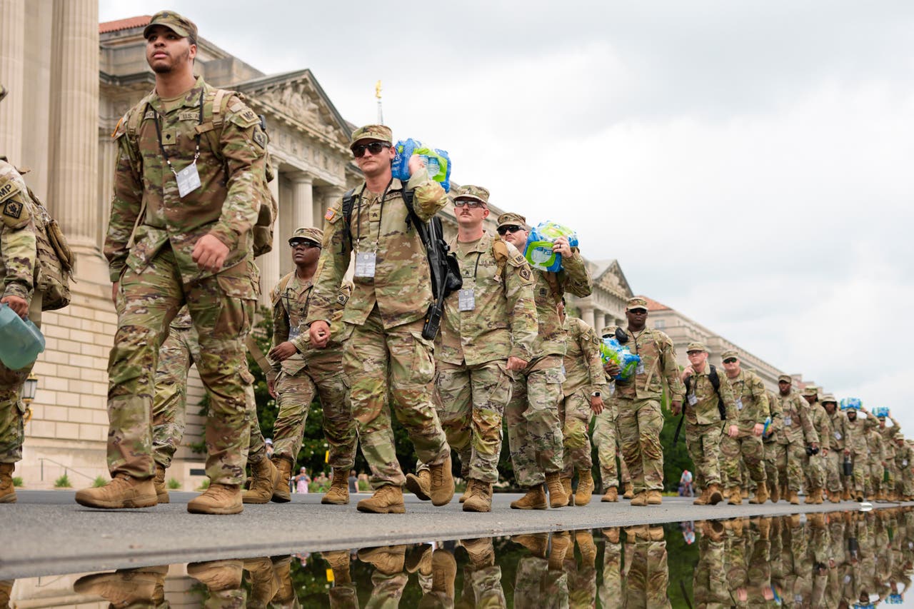 Military parade kick offs in US capital as protesters decry Trump | The ...