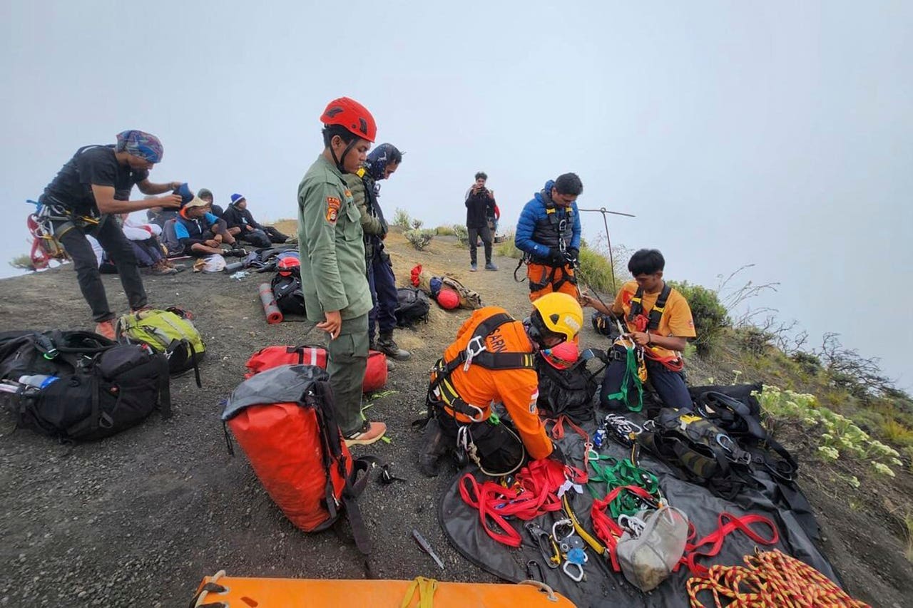 Brazilian tourist found dead after falling from Indonesian volcano ...