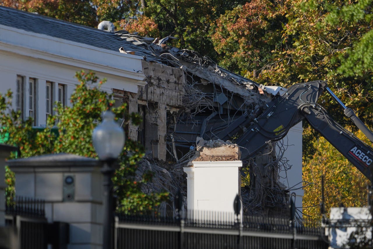 White House starts demolishing part of the East Wing to build Trump’s ...
