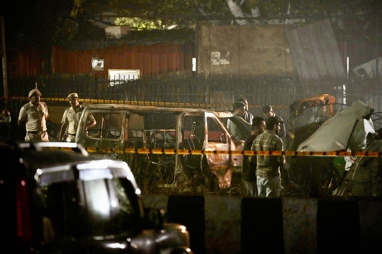 Car blast near New Delhi’s historic Red Fort kills at least eight ...