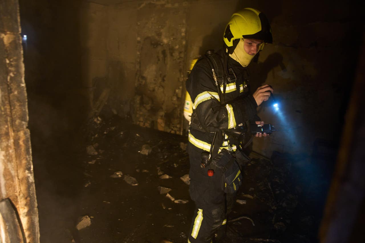 Russian attacks kill three in Ukraine as efforts to end war gain ...