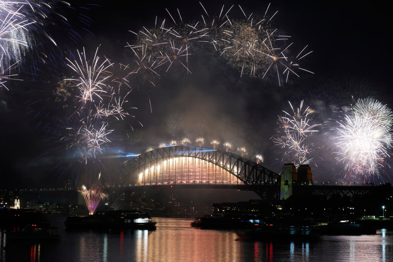 Fireworks displays in New Zealand and Australia kick off 2026 ...