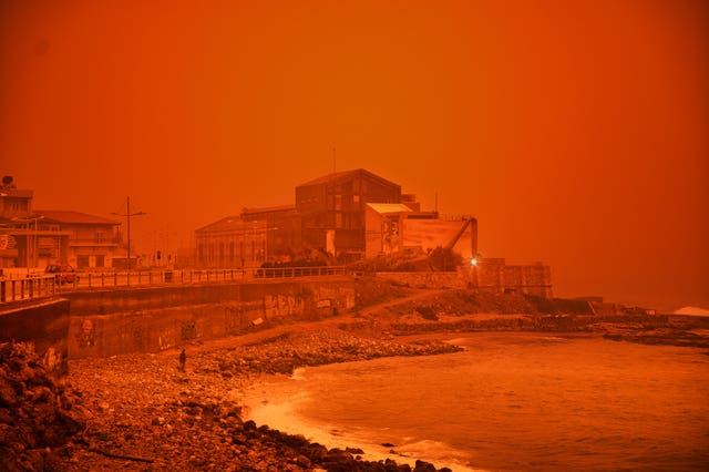 Saharan dust storm turns sky red over holiday island of Crete | Stroud ...