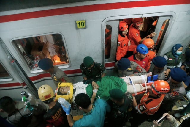 Train crash in Indonesia leaves 14 women dead | Witney Gazette
