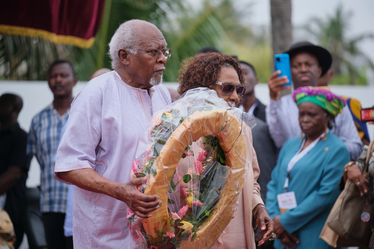 Ghana conference urges slave-trade nations to issue apologies and ...